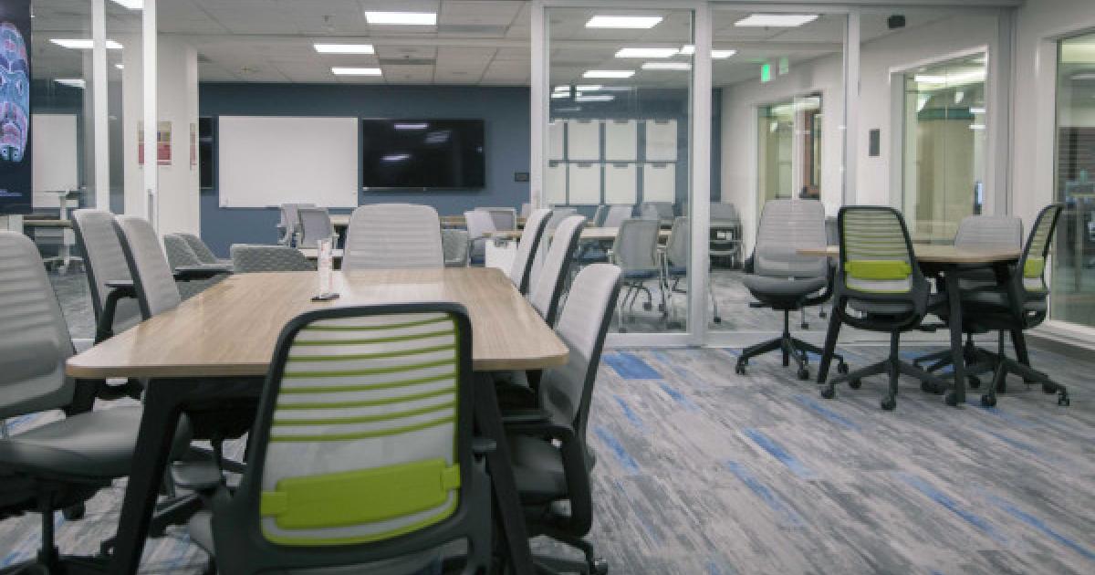 Knight Dream Lab | UO Libraries