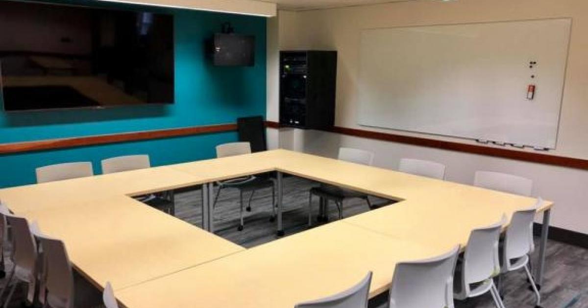 Knight Music Instruction Seminar Room | UO Libraries