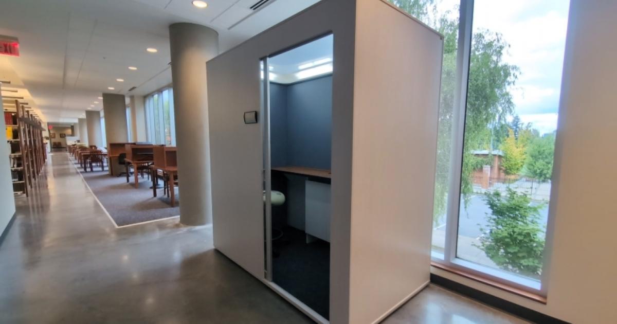 Portland TalkBox Booth, 2-person | UO Libraries