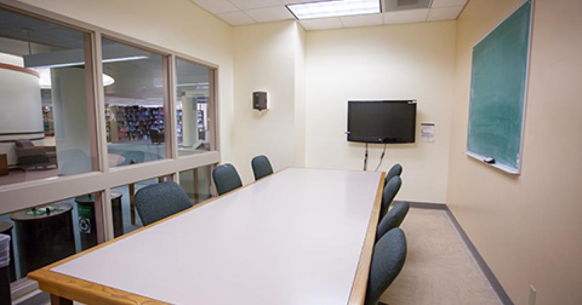 Knight Group Study Rooms | UO Libraries